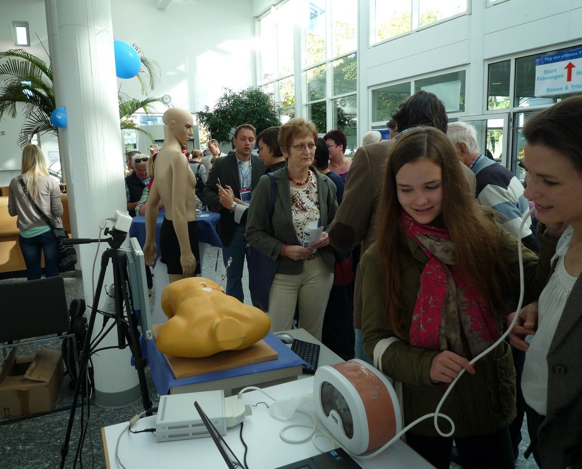 Großer Andrang beim Tag der offenen Tür von DKFZ und NCT - Deutsches ...